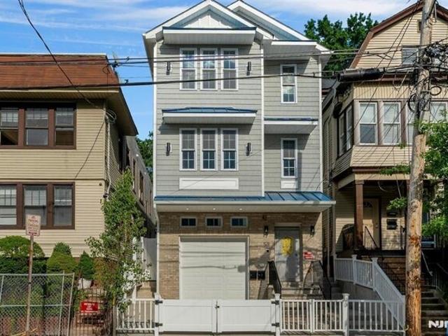 Vermont Ave, Newark, Home For Sale
