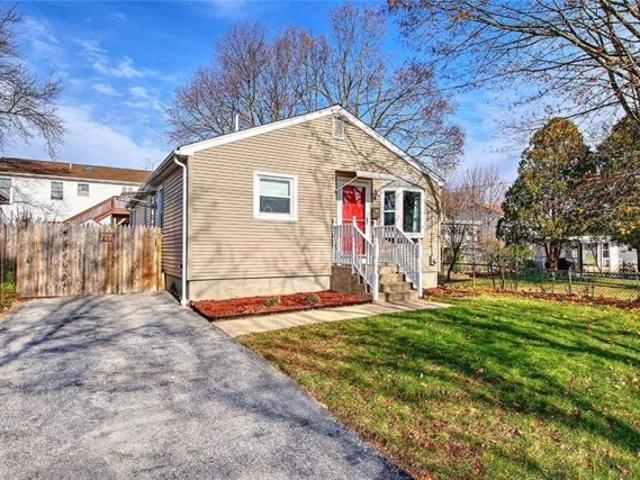 Vermont St, Cranston, Home For Sale