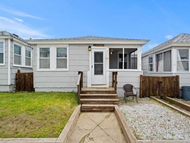 Vermont St Unit B, Salisbury, Condo For Sale