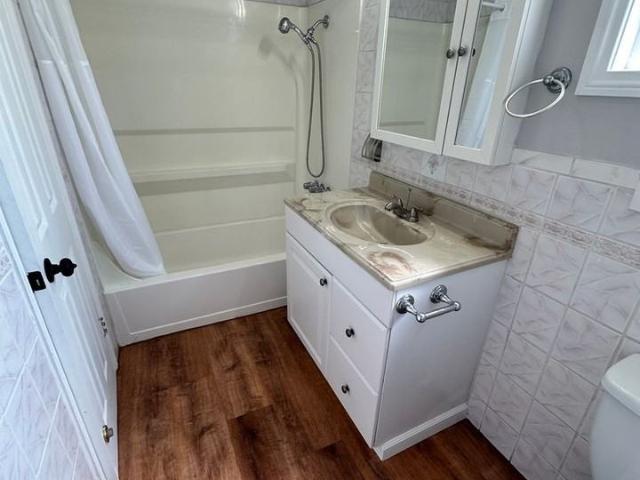 Vermonter Apartments 1 Bedroom Apartment for Rent at 22003 S Vermont Ave, West Carson, CA 90502 West Carson