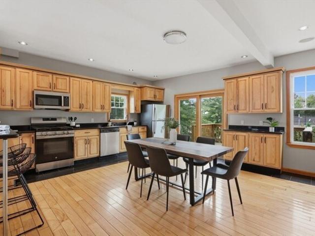 Vernon St Unit,somerville, Condo For Sale