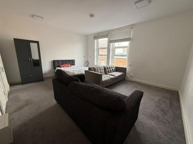 Vernon Street, Bolton BL1, Terraced house to rent, £650 pcm | PrimeLocation