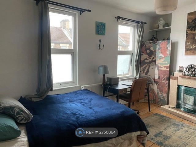 Vernon Road, London E15, Room to rent, £1,150 pcm | PrimeLocation