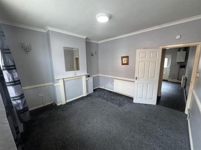 Vernon Road, Nottingham NG6, 2 bed property to rent, £875 pcm | PrimeLocation