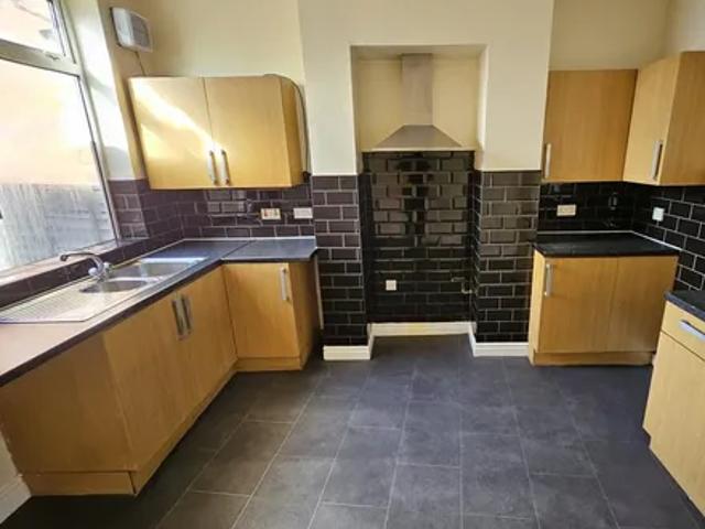 Vernon Road, Rood End, B68 8SE, United Kingdom | 3 bed house for rent #166271141 | Rentberry