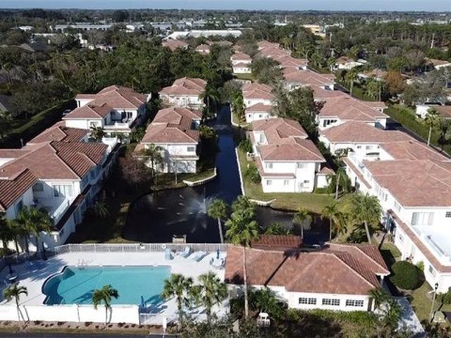 Vero Beach, FL 32962