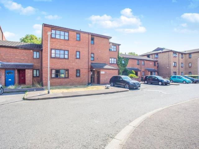Verona Close, Uxbridge UB8, Studio to rent, £900 pcm | PrimeLocation