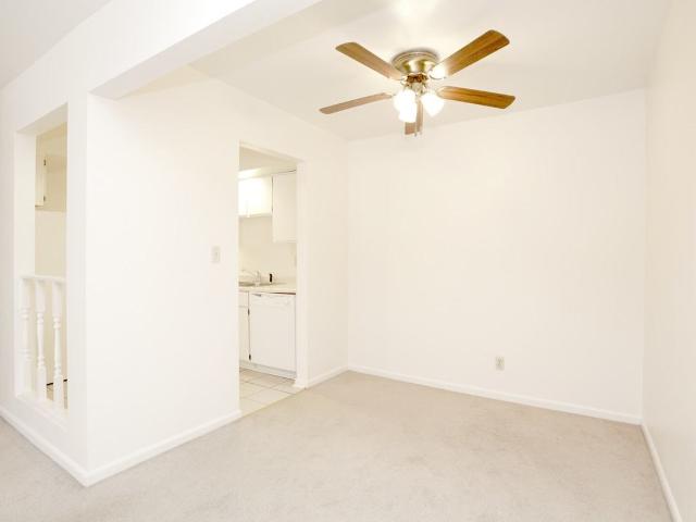 Versailles Place Apartments 2 Bedroom Apartment for Rent at 5145 E State St, Rockford, IL 61108