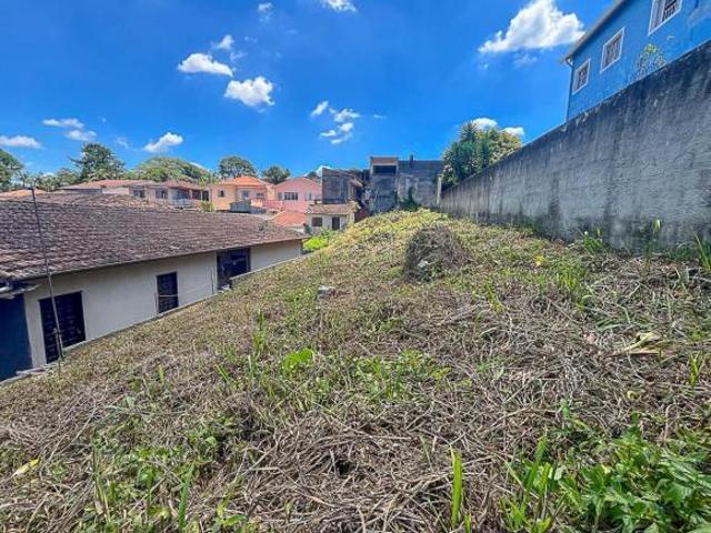 Versátil terreno residencial para venda em Centro Alto, 400m²