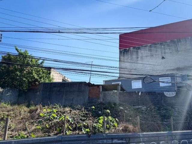 Versátil terreno residencial para venda em Recanto Regina, 275m²