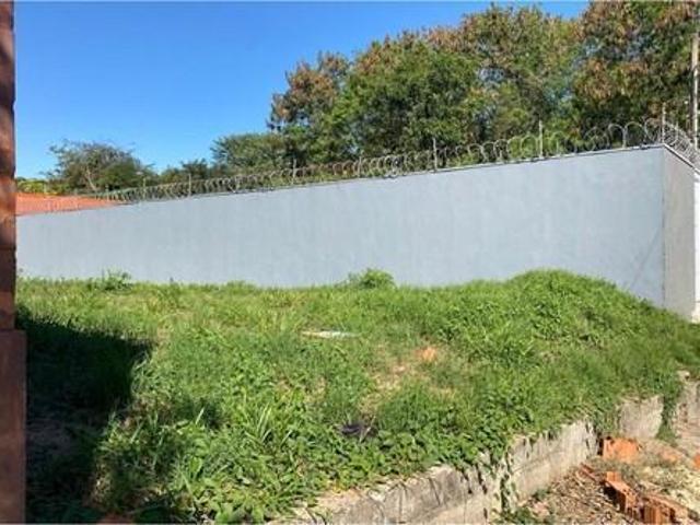 Deslumbrante terreno residencial para venda em Residencial Flórida, 280m²