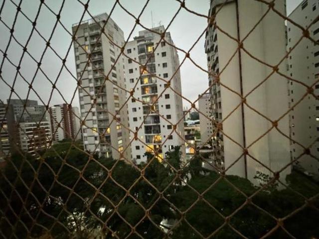 Atraente apartamento para venda em Campo Belo com 4 quartos, sendo 2 suítes, 194m² remaxfront#W87J