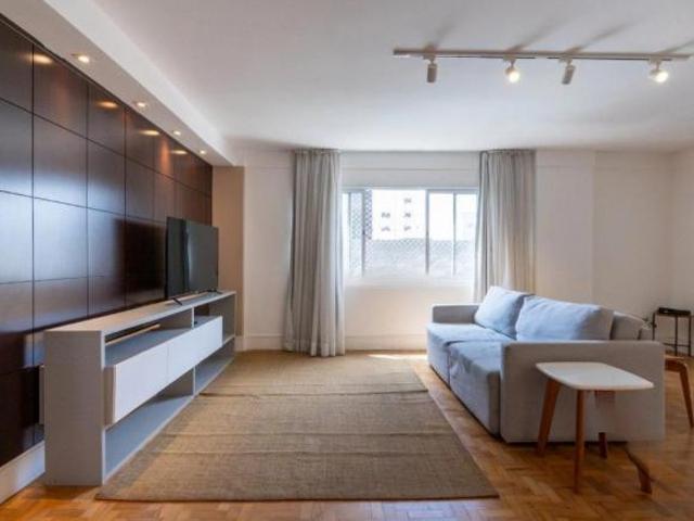 Imperdível apartamento para venda em Itaim Bibi com 3 quartos, sendo 1 suíte, 187m²