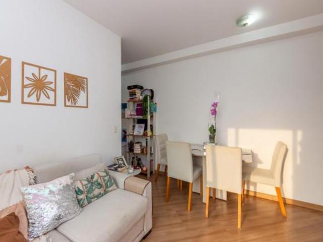 Confortável apartamento para venda em Vila Clementino com 2 quartos, sendo 1 suíte, 55m² maiaragar