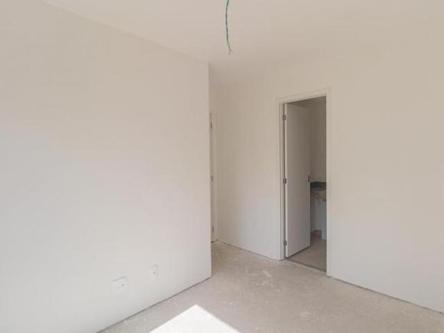 Confortável apartamento garden para venda em Campo Belo com 2 quartos, sendo 1 suíte, 71m²