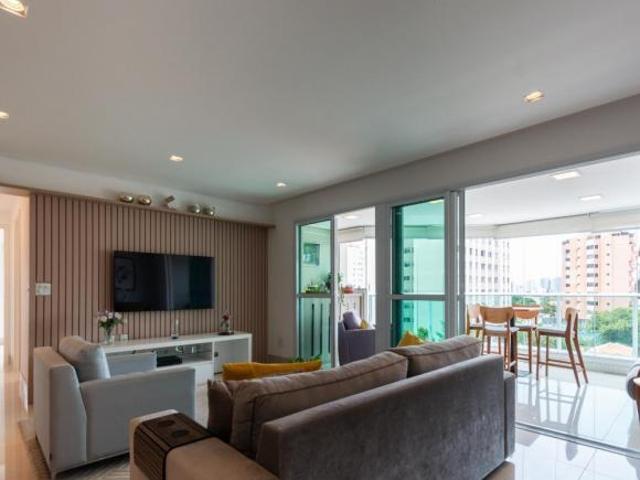 Espetacular apartamento para venda em Mirandópolis com 3 quartos, sendo 3 suítes, 114m²