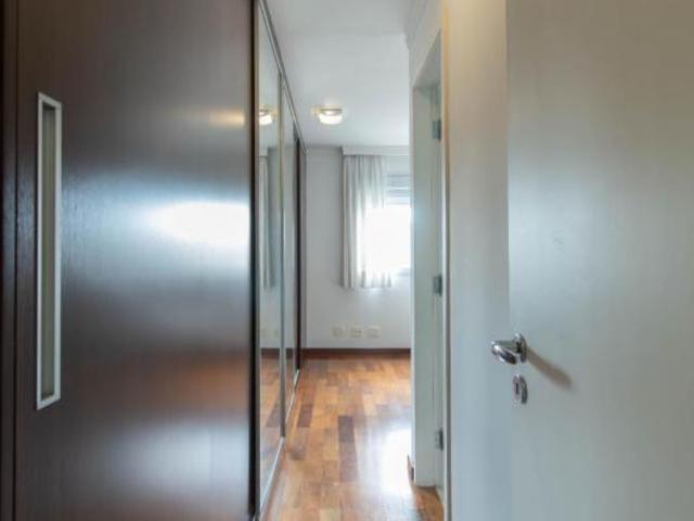 Versátil apartamento para venda em Moema com 4 quartos, sendo 3 suítes, 143m² monicagoldberg#1K9IH