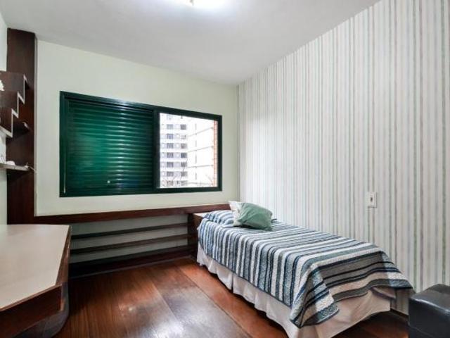Elegante apartamento para venda em Moema com 4 quartos, sendo 3 suítes, 222m² marcoaurelio#7N701
