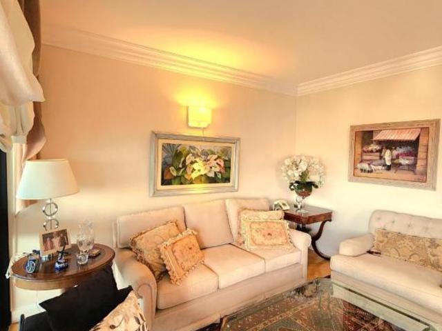 Elegante apartamento para venda em Moema com 4 quartos, sendo 4 suítes, 198m² remaxares#HTKK6