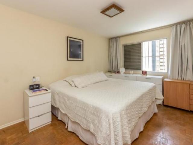 Funcional apartamento para venda em Moema com 3 quartos, sendo 1 suíte, 107m² remaxfront#KSXX5