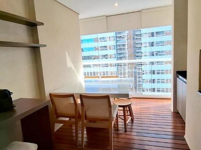 Versátil apartamento para venda em Dezoito do Forte Empresarial/Alphaville. com 1 quarto, sendo 1 su