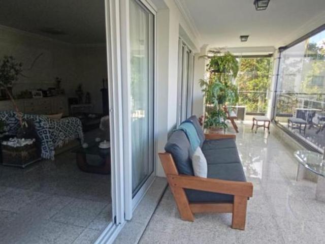 Atraente apartamento para venda em Parque Colonial com 4 quartos, sendo 4 suítes, 323m²