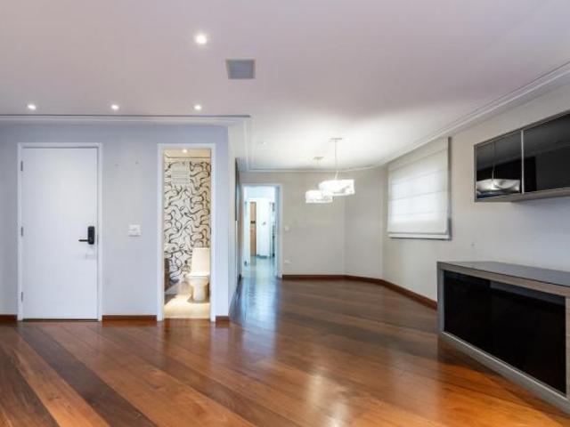 Versátil apartamento para venda em Perdizes com 4 quartos, sendo 3 suítes, 155m² mlimaoscar#A3D9X
