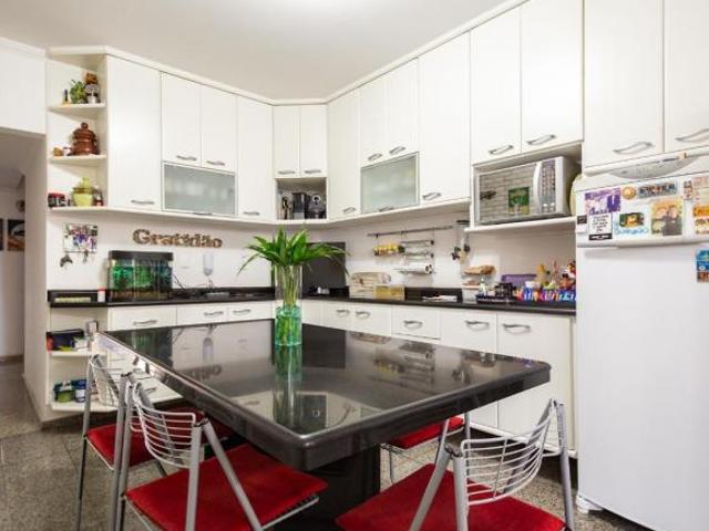 Versátil apartamento para venda em Perdizes com 4 quartos, sendo 3 suítes, 267m² robertasantos#W8J