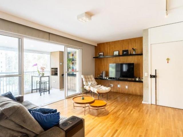 Elegante apartamento para venda em Vila Andrade com 2 quartos, sendo 2 suítes, 107m²