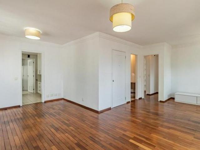 Atraente apartamento para venda em Vila Anglo Brasileira com 4 quartos, sendo 1 suíte, 119m²