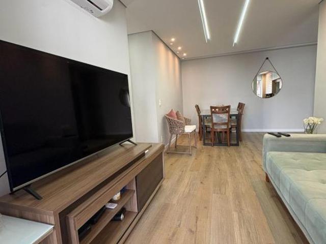Agradável apartamento para venda em Vila Isa com 3 quartos, sendo 1 suíte, 81m²