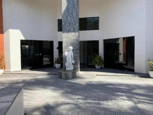 Agradável apartamento para venda em Vila Monumento com 3 quartos, sendo 1 suíte, 110m² remaxclassi