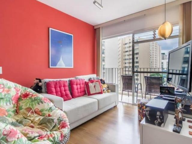 Elegante apartamento para venda em Vila Mariana com 3 quartos, sendo 1 suíte, 85m²