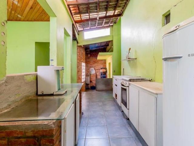 Aconchegante casa de vila para venda em Vila Pirajussara com 4 quartos, sendo 2 suítes, 265m² rema
