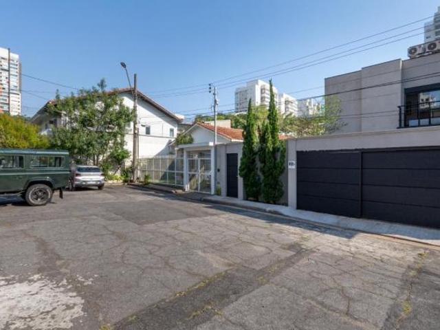 Atraente casa de vila para venda em Brooklin com 3 quartos, sendo 3 suítes, 188m²