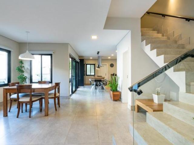 Confortável casa de vila para venda em Brooklin com 3 quartos, sendo 3 suítes, 188m² kathrincoarac