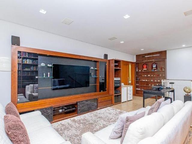 Versátil casa para venda em Alto da Boa Vista com 4 quartos, sendo 1 suíte, 380m² remaxfront#QTQD3