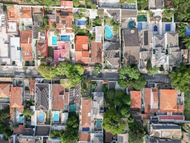 Versátil casa para venda em Jardim Floresta com 4 quartos, sendo 3 suítes, 409m² remaxfront#L6QY9