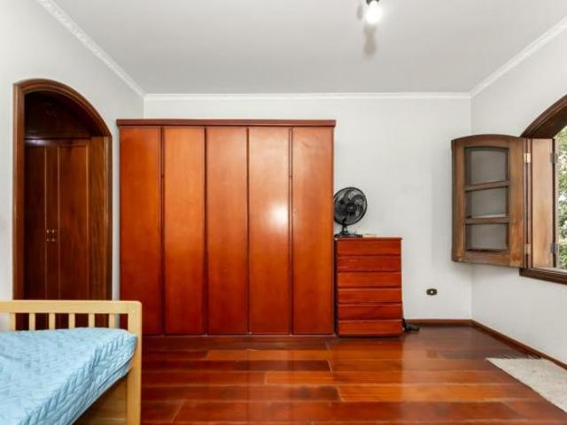 Funcional casa para venda em Jardim São Paulo Zona Norte com 4 quartos, sendo 3 suítes, 410m² iva