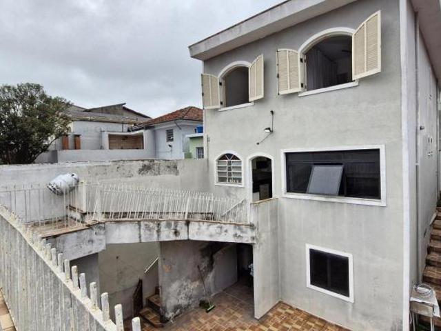 Agradável casa para venda em Jardim Tremembe com 3 quartos, sendo 3 suítes, 216m² ivailz#ZSJQO
