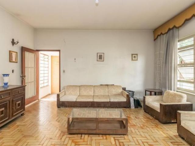 Atraente casa para venda em Lapa com 6 quartos, sendo 2 suítes, 132m² leilaricci#LXHS0