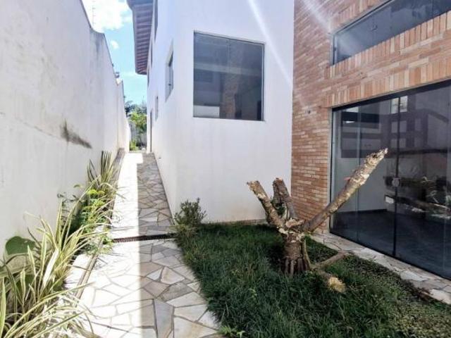 Agradável casa para venda em Tremembé com 4 quartos, sendo 2 suítes, 473m² fabio dantas#C3B3Q