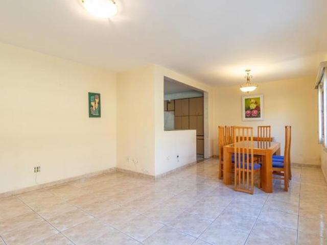Versátil casa para venda em Vila Ester Zona Norte com 2 quartos, 149m²