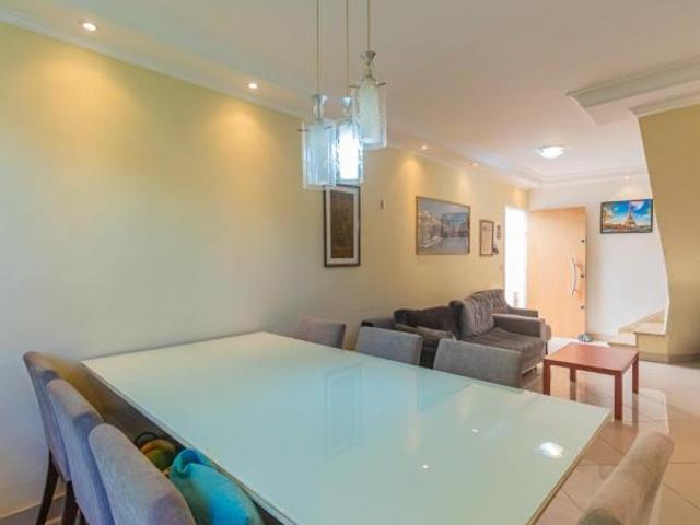 Versátil casa para venda em Vila Mascote com 3 quartos, 114m²