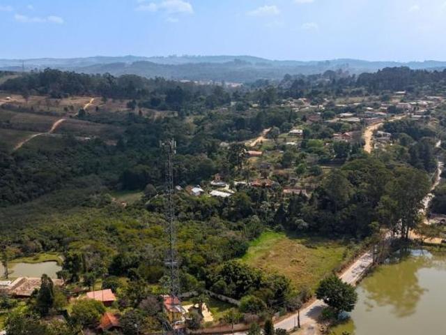 Espetacular casa rural para venda em Chácaras Pouso Alegre, 144m²