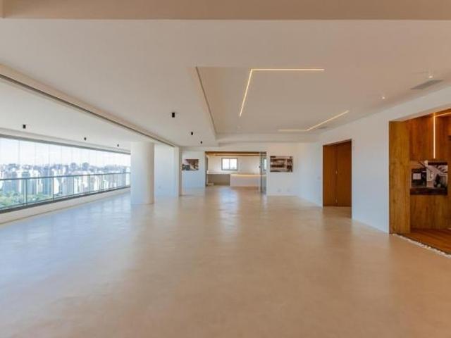 Aconchegante cobertura para venda em Campo Belo com 5 quartos, sendo 5 suítes, 839m²
