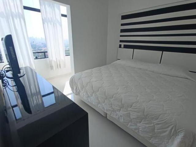 Versátil cobertura para venda em Campo Belo com 3 quartos, sendo 3 suítes, 197m² vlamirfreitas#0B1