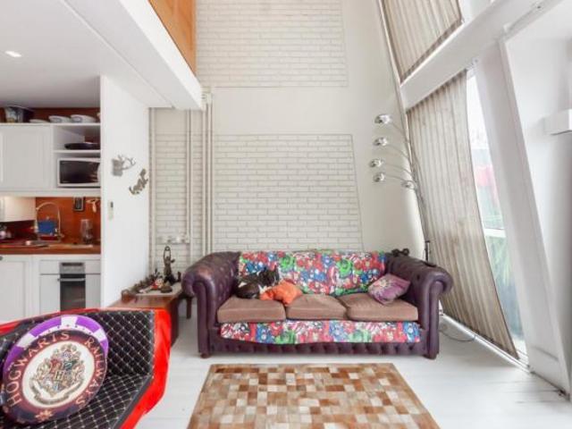 Versátil cobertura para venda em Cerqueira César com 2 quartos, sendo 2 suítes, 110m² remaxfront#0