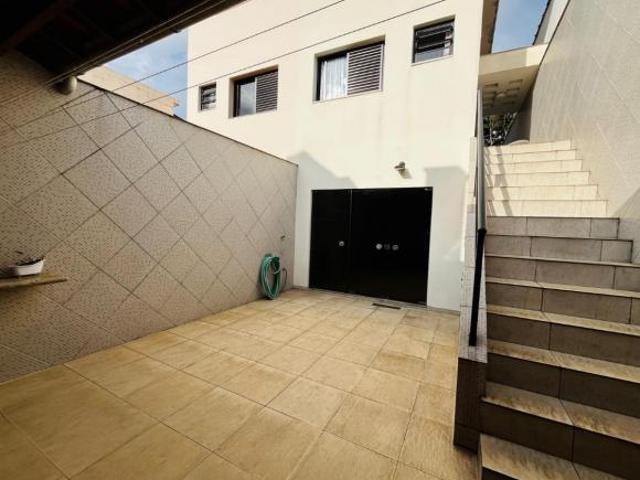 Agradável sobrado para venda em Bosque da Saúde com 3 quartos, sendo 3 suítes, 217m² mirtes muraka