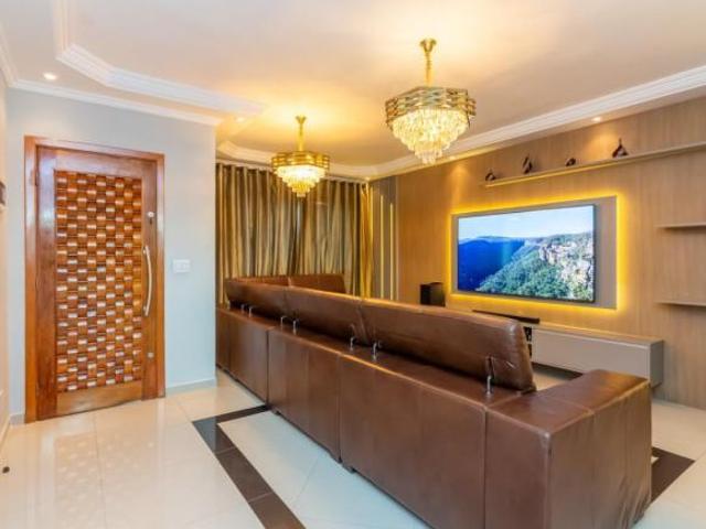 Imperdível sobrado para venda em Freguesia do Ó com 4 quartos, sendo 1 suíte, 301m²